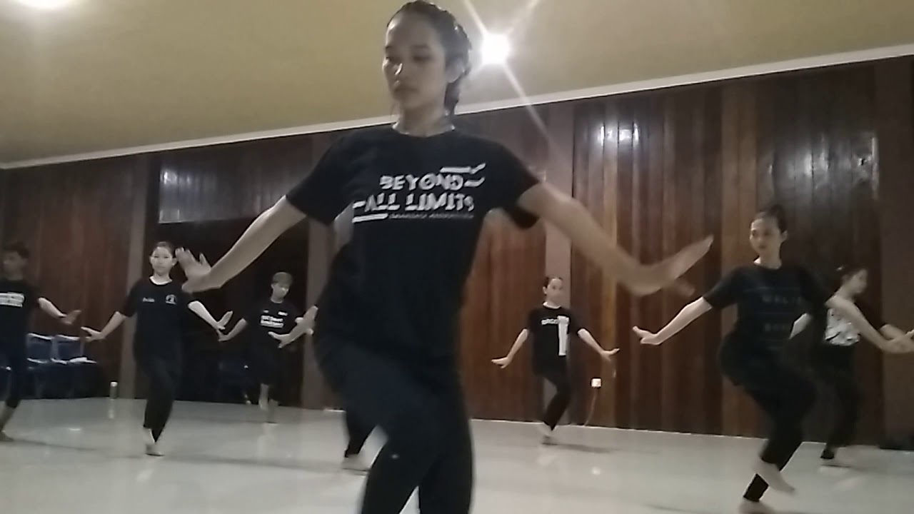 Tari iluk sedungan-SBT Pagun Taka-kota Tarakan-latihan part 9 #shorts ...