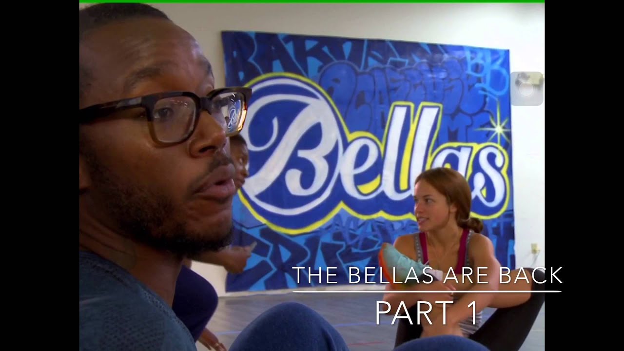 Anna Kendrick, Alexis Knapp Pitch Perfect 2 Exclusive "The Bella's Are ...