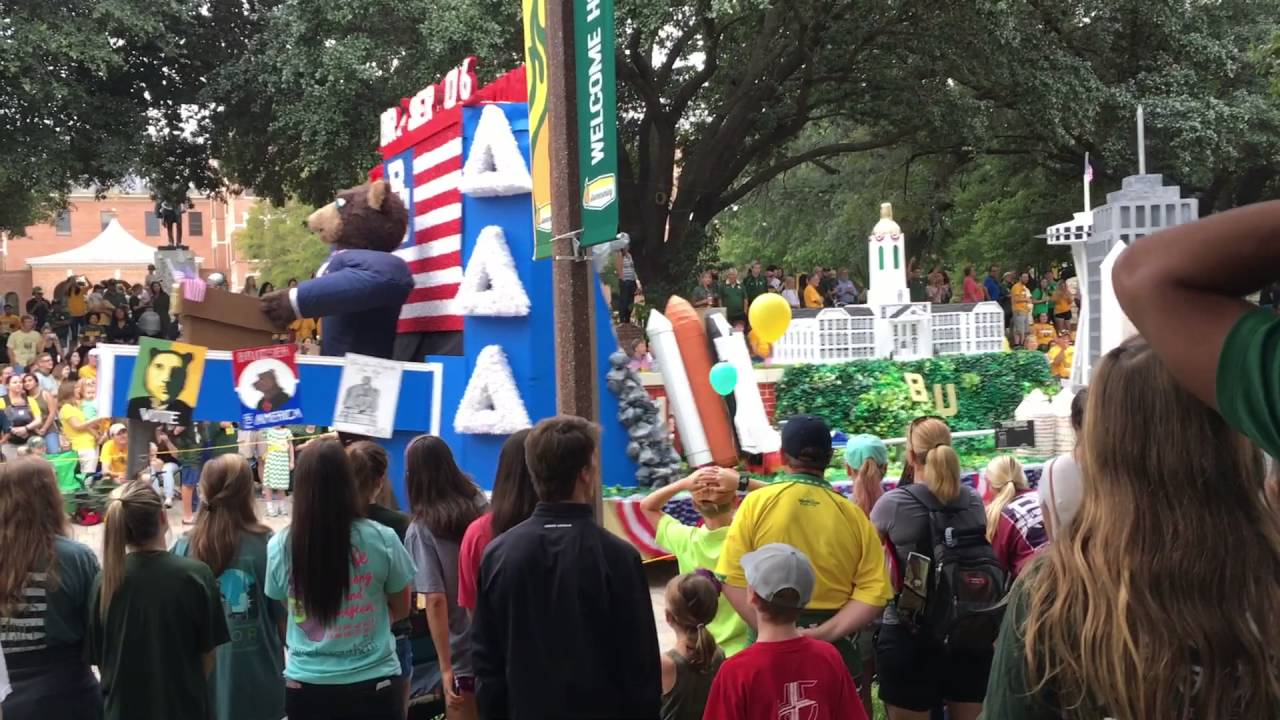 Baylor Homecoming Parade 2016 - YouTube