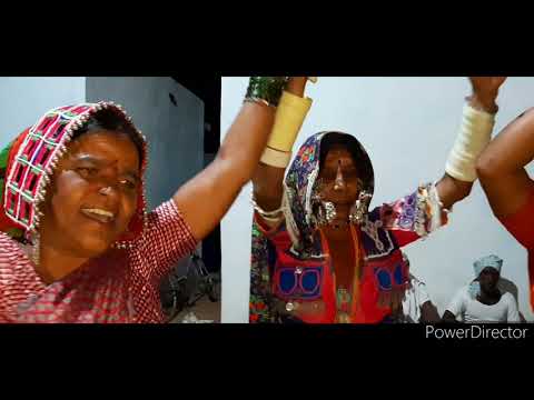 Holi dance