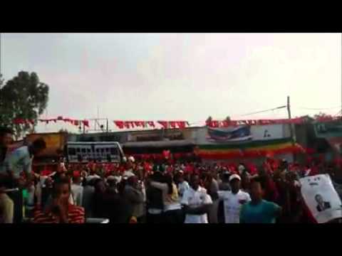 Government Supporters dance to the music of Semayawi Party election ...