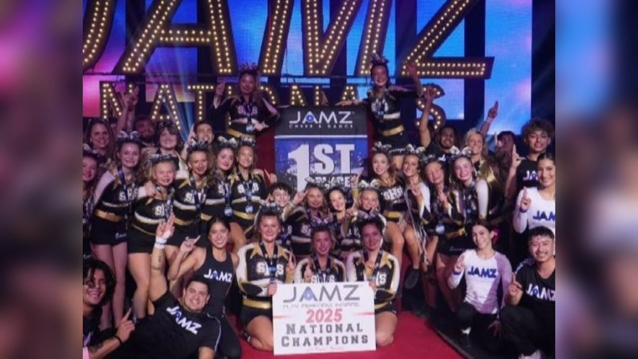 Savannah cheer team wins national championship - YouTube
