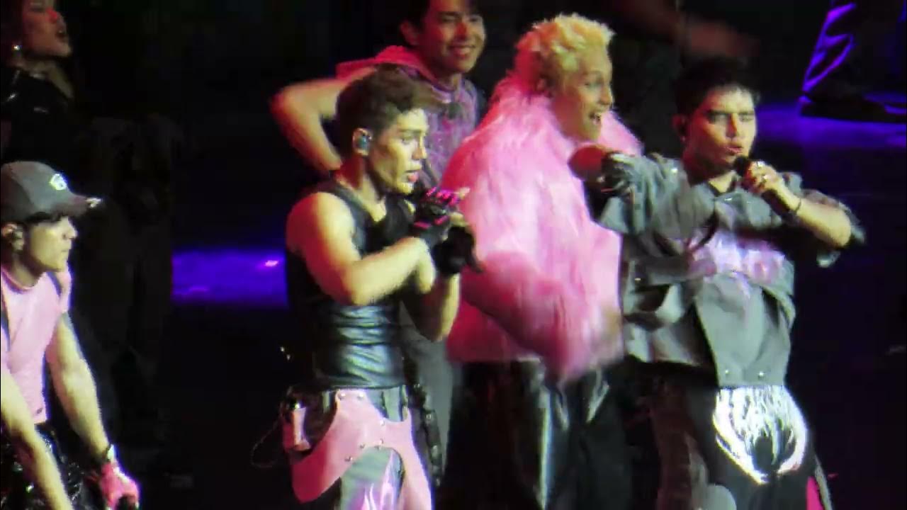 DUNGKA! - SB19 | Simula at Wakas Kick Off Concert Day 1 - YouTube