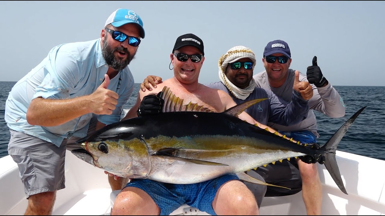 TOPWATER YELLOWFIN TUNA - MUSCAT, OMAN (PT1) - YouTube