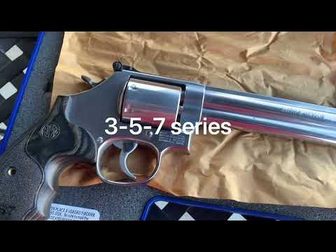 S&W 686 plus! Wheelgun Wednesday! - YouTube