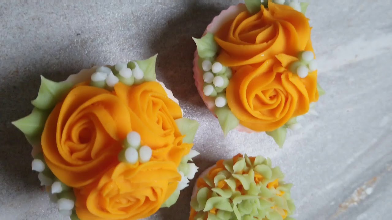 Mini Rose-Piping technique - YouTube