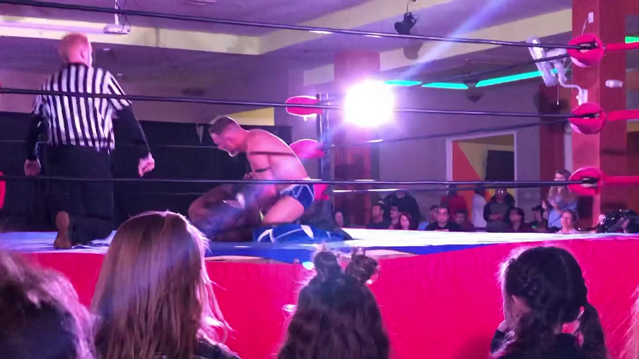 Juston Lee vs T-Ray Full Match Heart of Texas Wrestling - YouTube