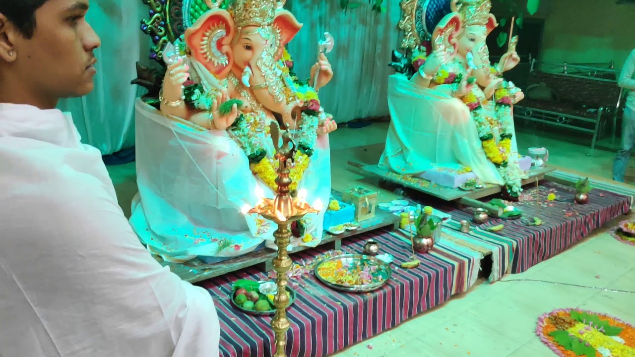 N.E.S. Ratnam College Ganesh Aarti - YouTube