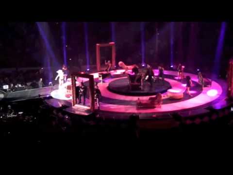 FULL HD: Britney Spears Sweet Dreams/Freak Show/Get Naked/Slave 4 U Circus LIVE Chicago 09.09.09