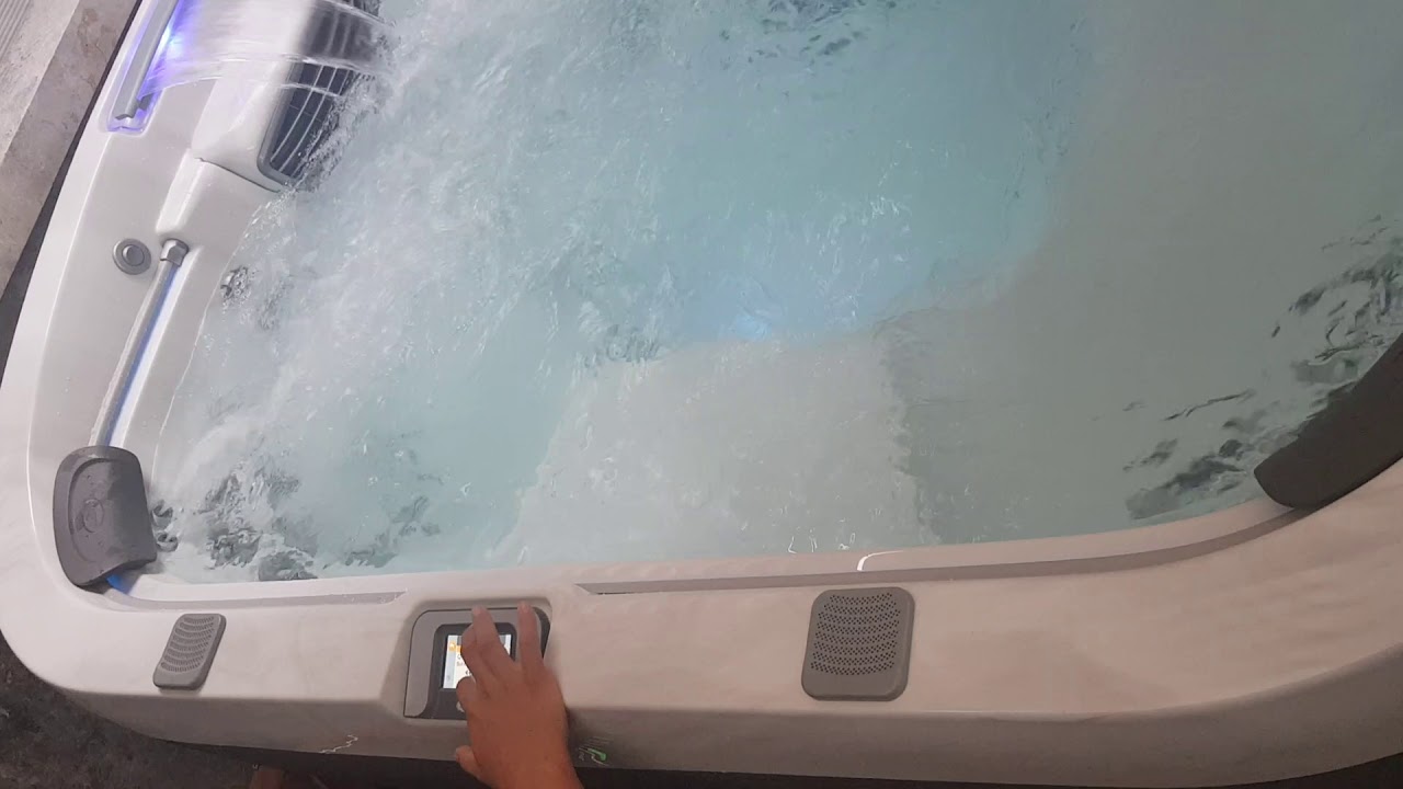 spa jacuzzi 575 - YouTube