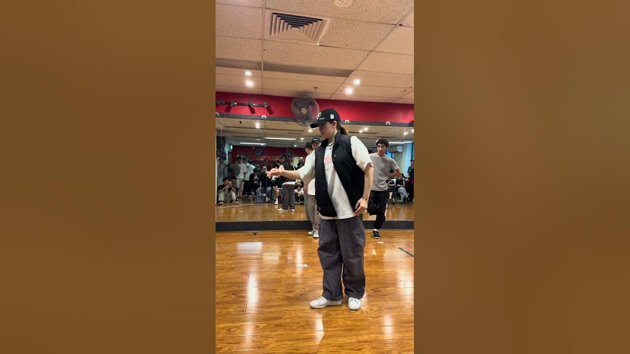 6. PRELIM: Group F | 1v1 POPPING | Johann’s Funktion - YouTube