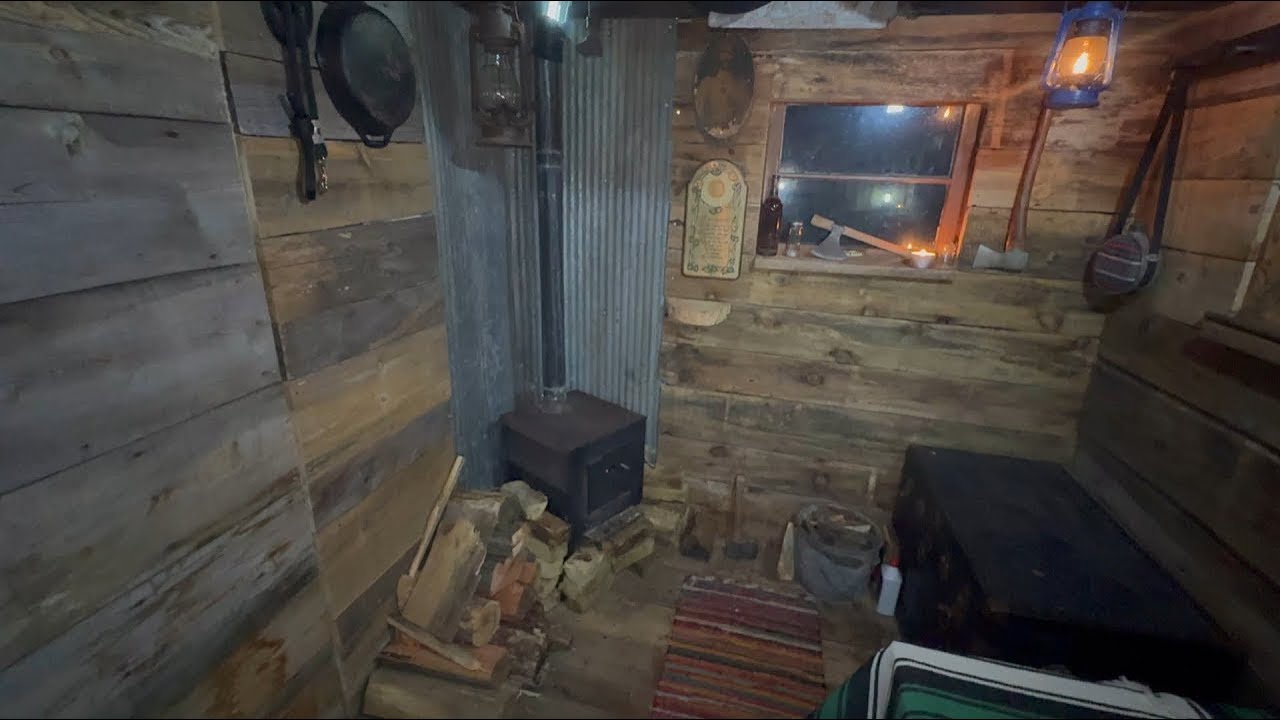 Hobo Shack Survival Shelter trapper Cabin - YouTube