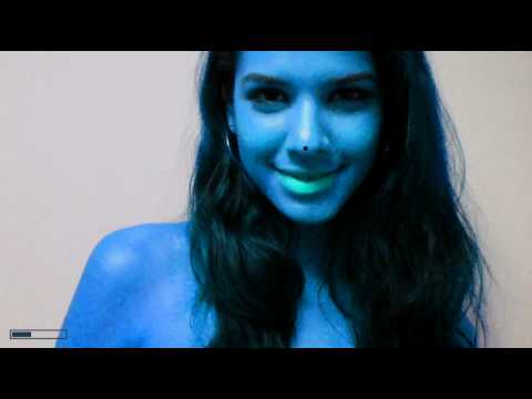 Optical illusion using digital camera - YouTube