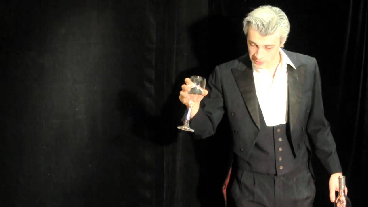 Max Tremmel als James - YouTube