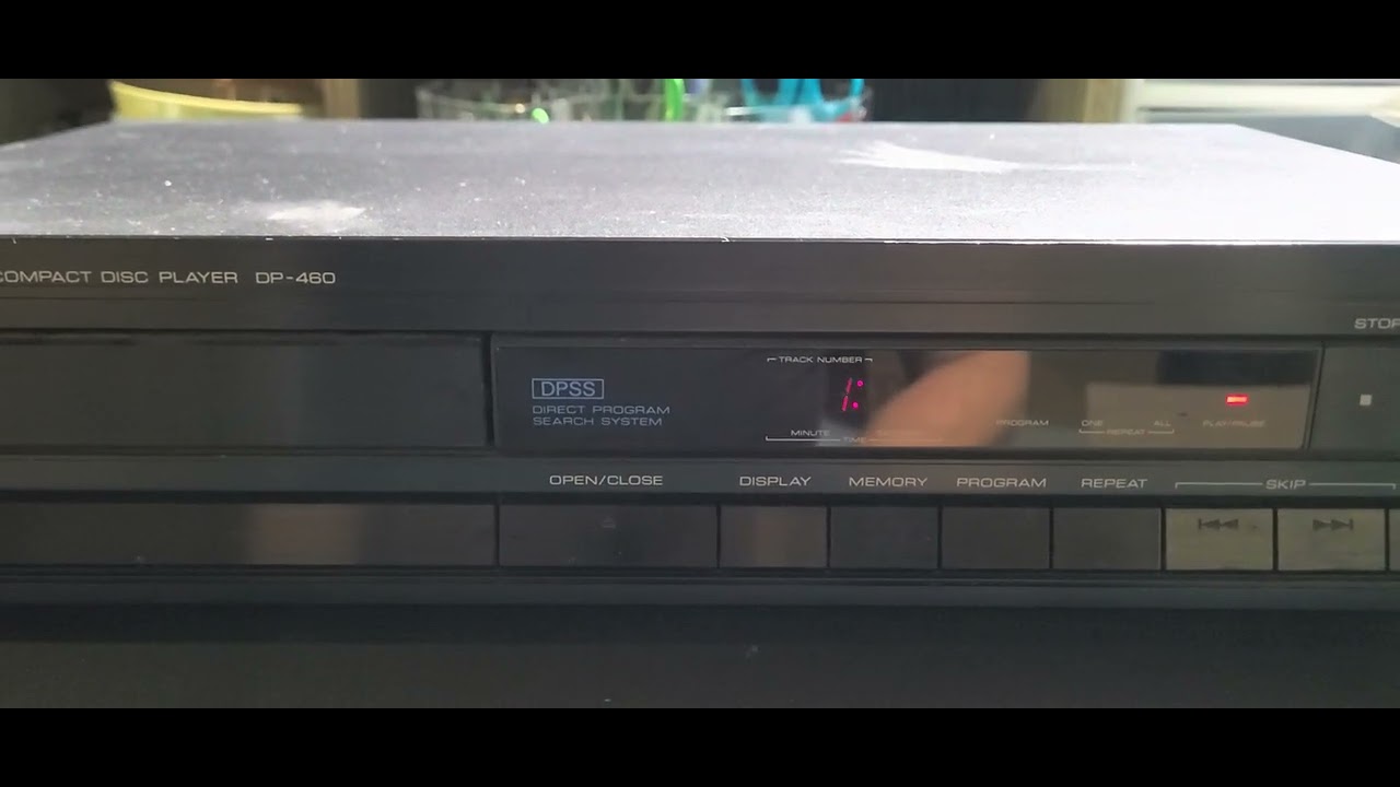 Kenwood DP-460 CD Player - YouTube