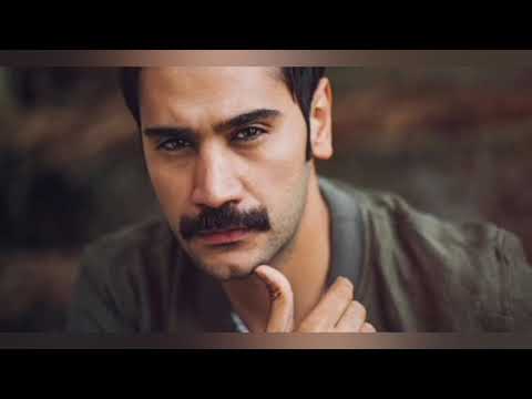 Gel de gülme! Tıpkısının aynısı! Uğur Güneş meğer Al Pacino ile oynamış da haberimiz yok!