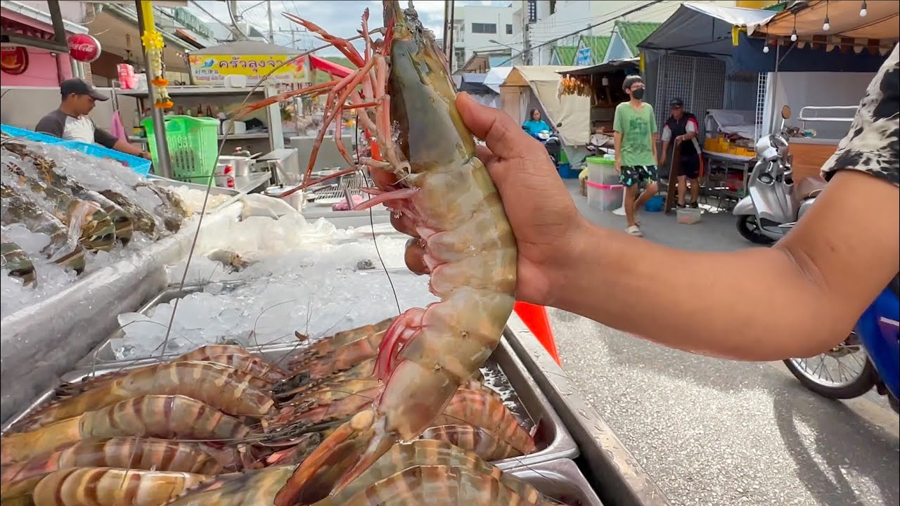1 FOOT TIGER PRAWNS In Thailand - Thai Street Food 🇹🇭 - YouTube