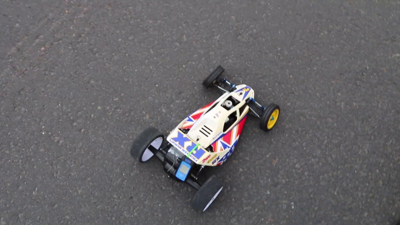 Tamiya DT-01 Fighter Speedrun 2S Brushless 72,7Km/H - YouTube