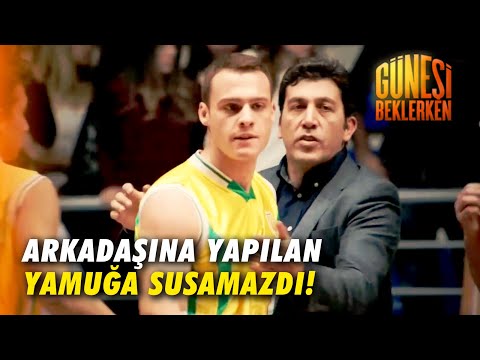 Kerem, Aksel'e Müdahale Etmeye Çalıştı! - Güneşi Beklerken Özel Bölüm