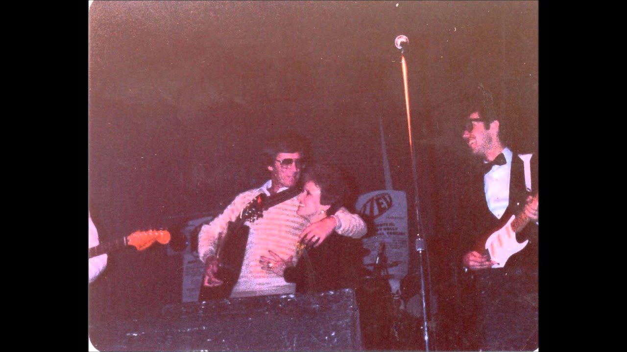 Niki Sullivan It's All Over KLLL - YouTube