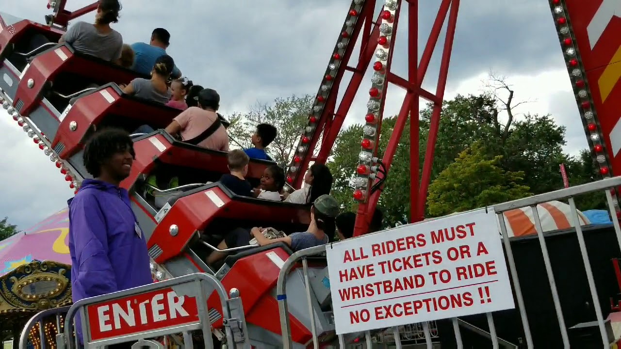 CNE Toronto 2019 | Bug rides the COLUMBUS - YouTube