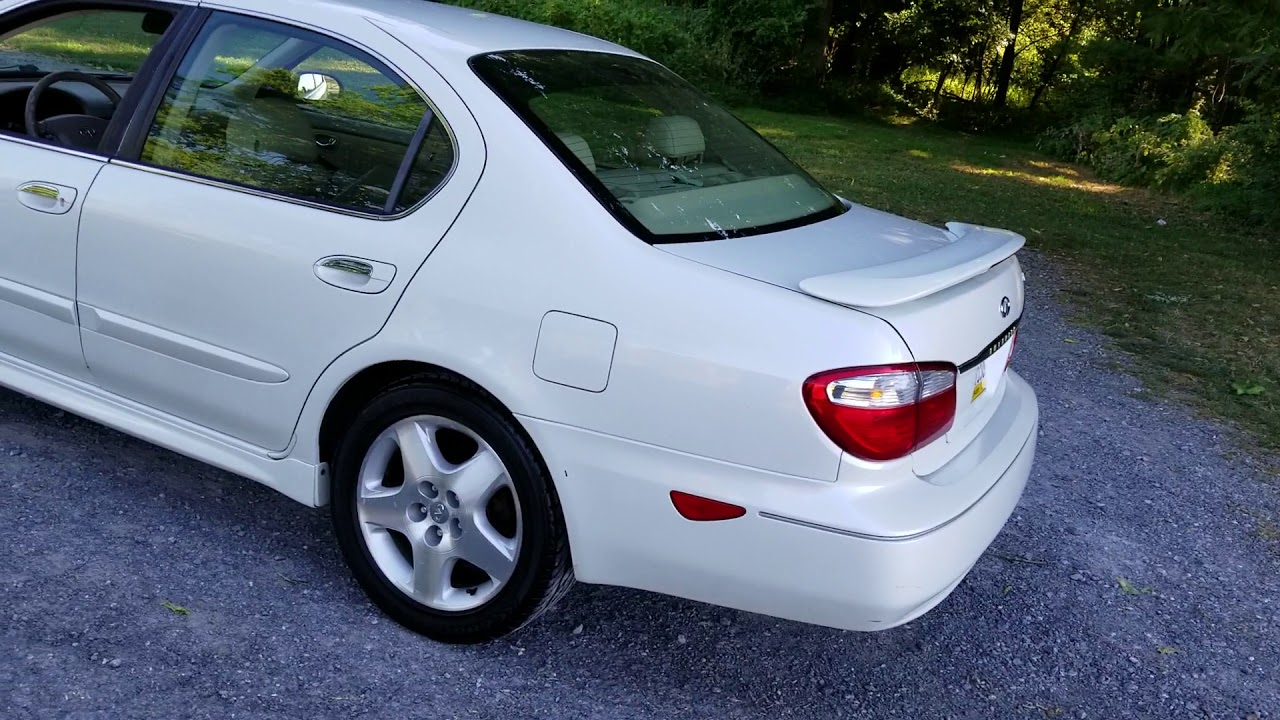 Infiniti i30 - YouTube