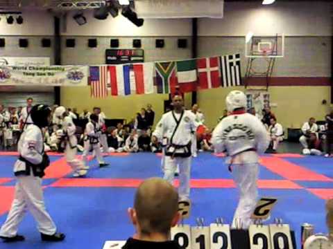 Tang Soo Do World Championship 2009-Sparing Mike - YouTube
