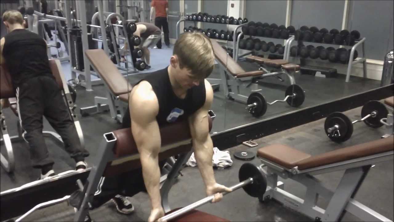 Ben Carpenter- Barbell Spider Curls - YouTube