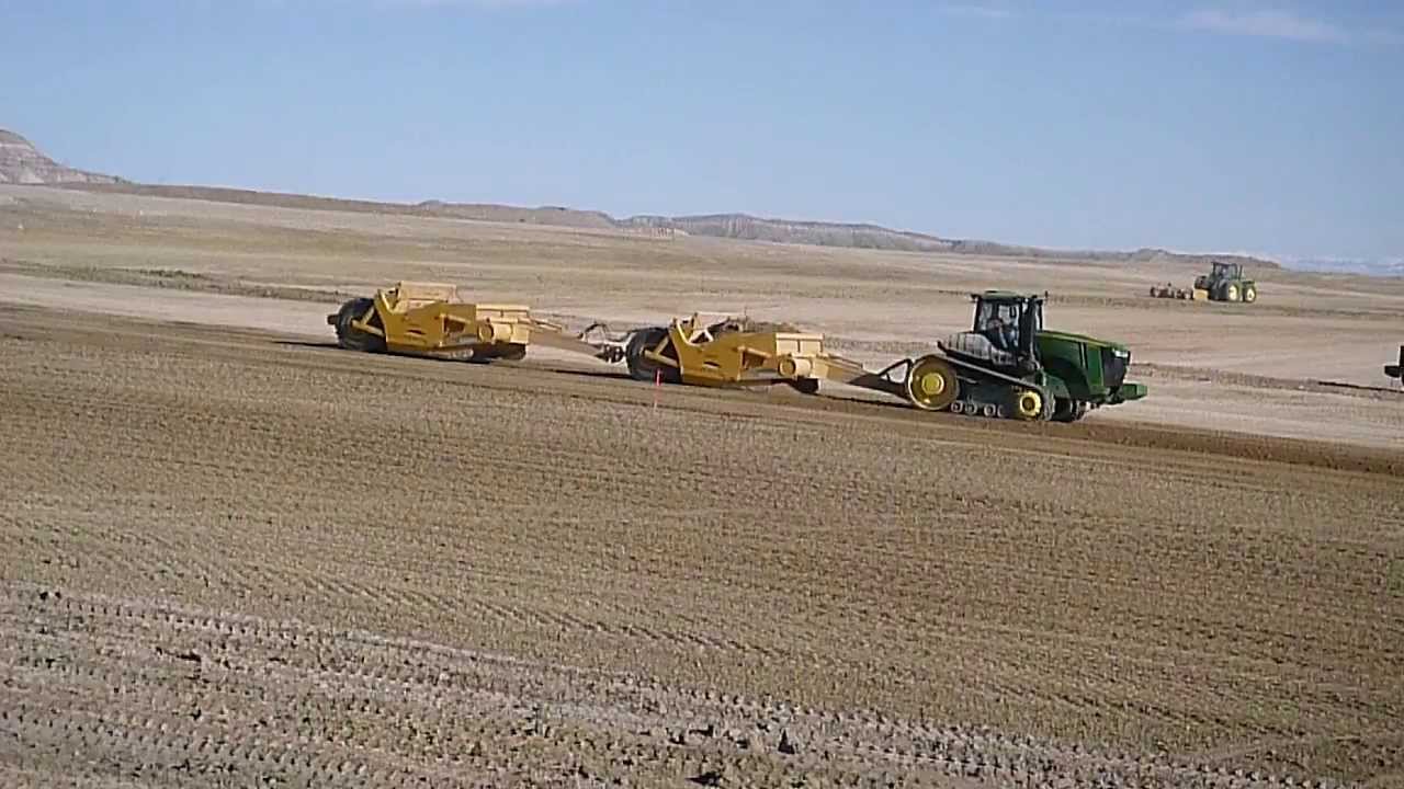 John Deere Pull Pans - YouTube