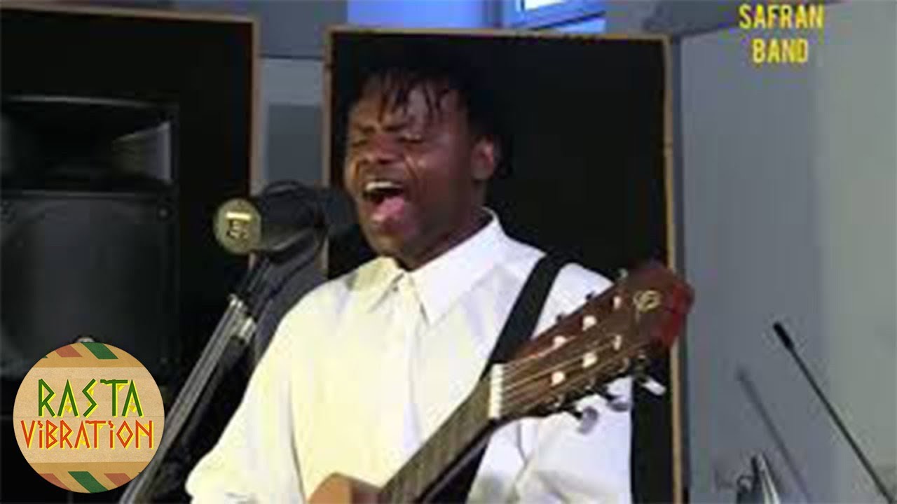 Safran Band - Ba Mwalula Ndi Mi - YouTube Music