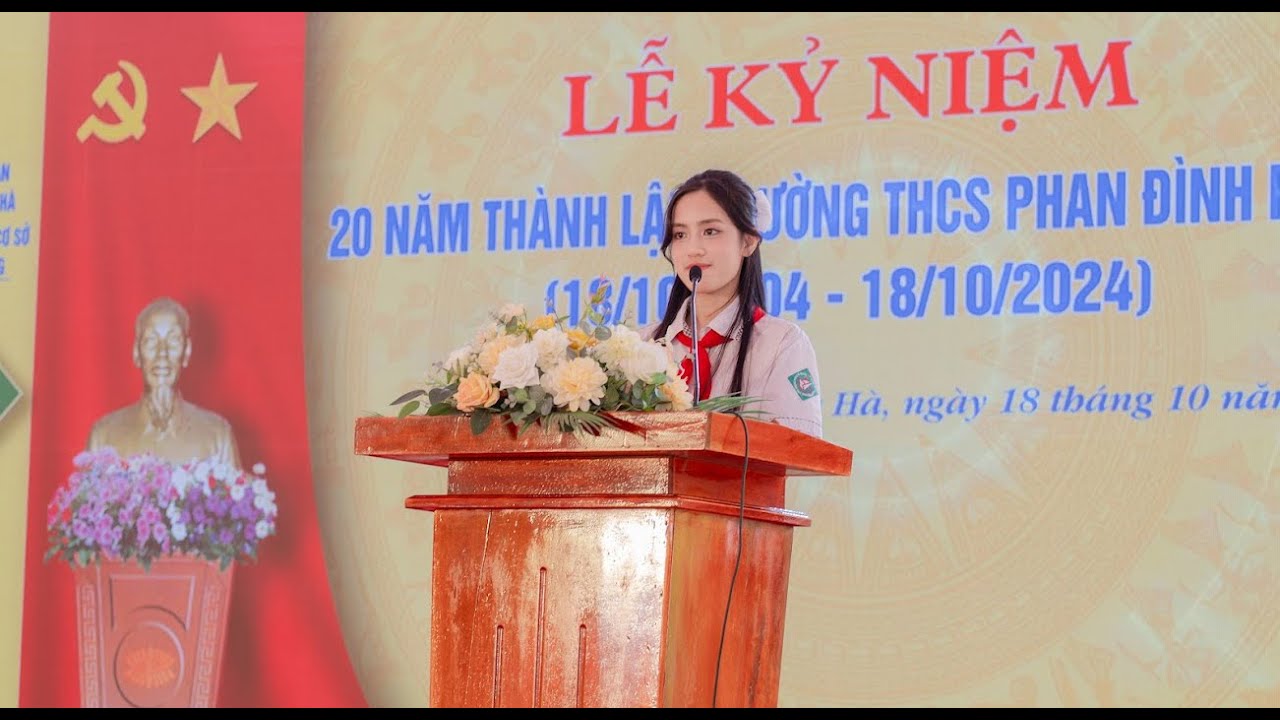 Các phần trình diễn của Linh Giang tại buổi lễ kỷ niệm 20 năm thành lập ...