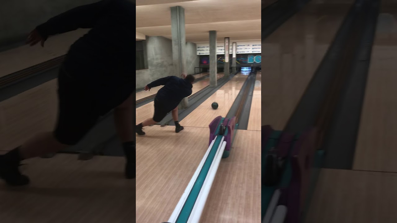 Bowling form - YouTube