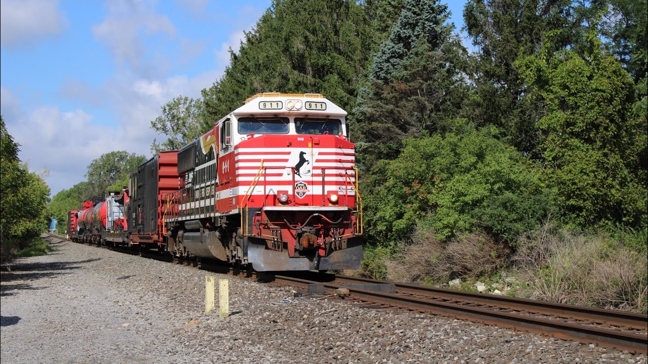 NS SD60E 911 (Honoring First Responders) Leads NS 974 Safety Train ...