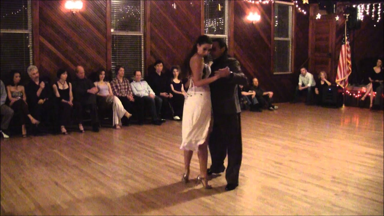 Juan Cantone & Sol Orozco - tango "Corrientes y Esmeralda" - HD - YouTube