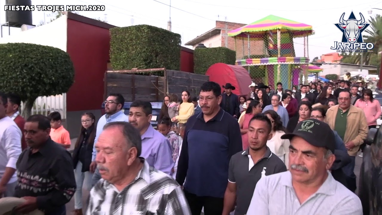 TROJES FIESTAS TRADICIONALES - YouTube