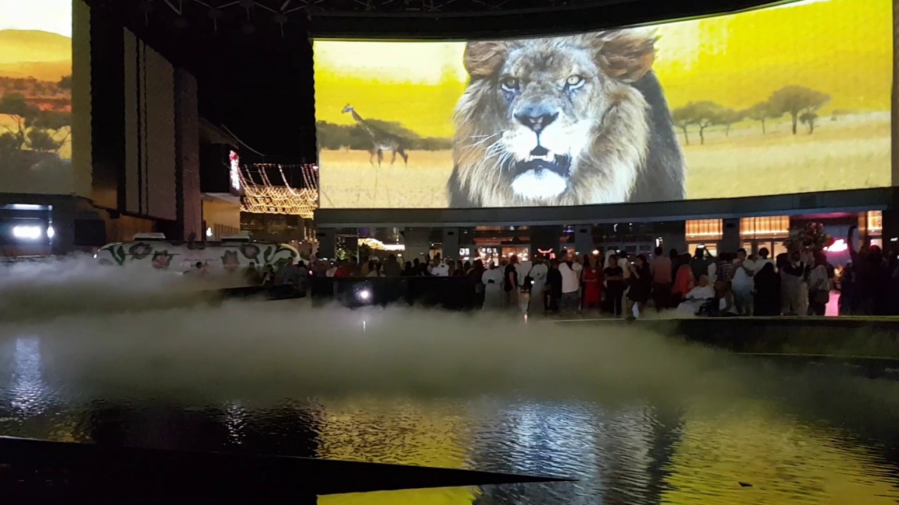 Beautiful water show at City Walk, Dubai - YouTube