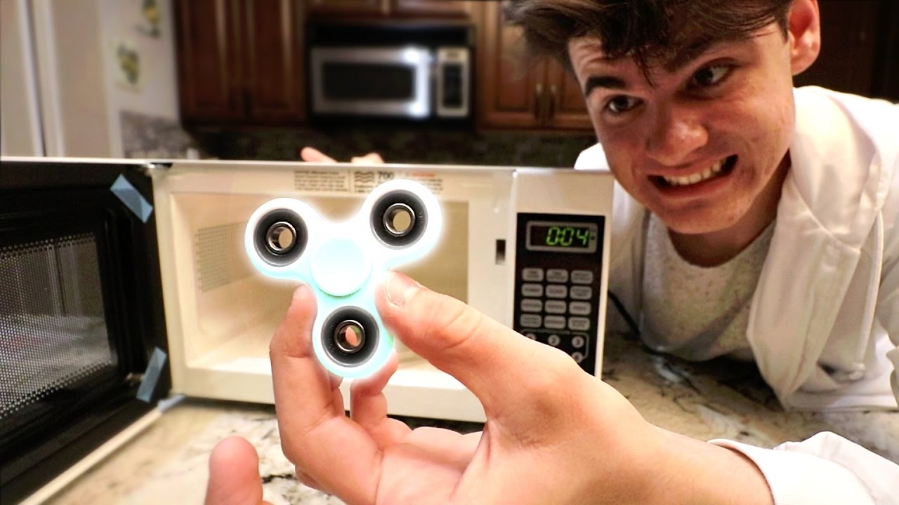 EXPERIMENT FIDGET SPINNER ߷ VS MICROWAVE | David Vlas - YouTube