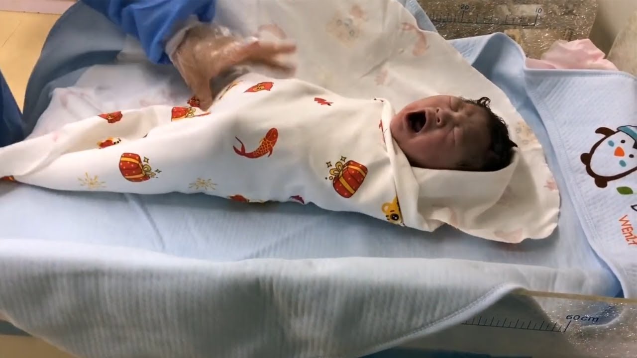 Childbirth - Normal Delivery| LIVE BIRTH VLOG | C-SECTION DELIVERY IN ...