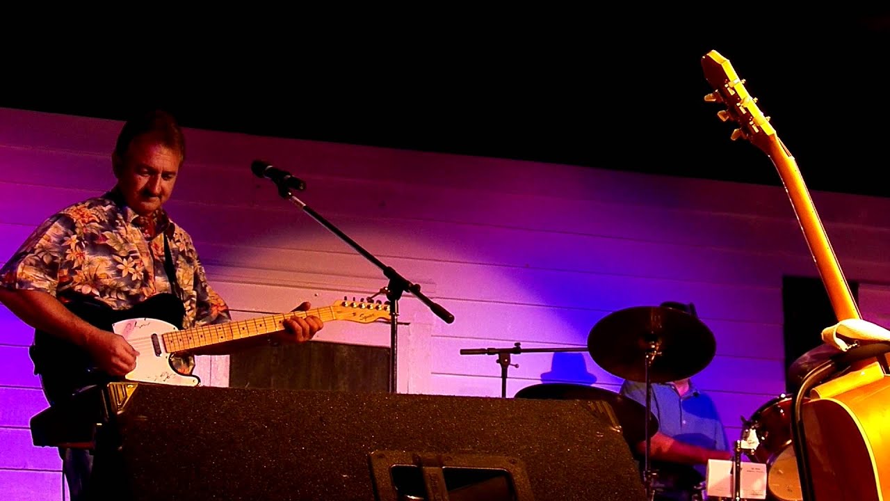 Good Times Band.... performing "Don't Be Cruel" - YouTube