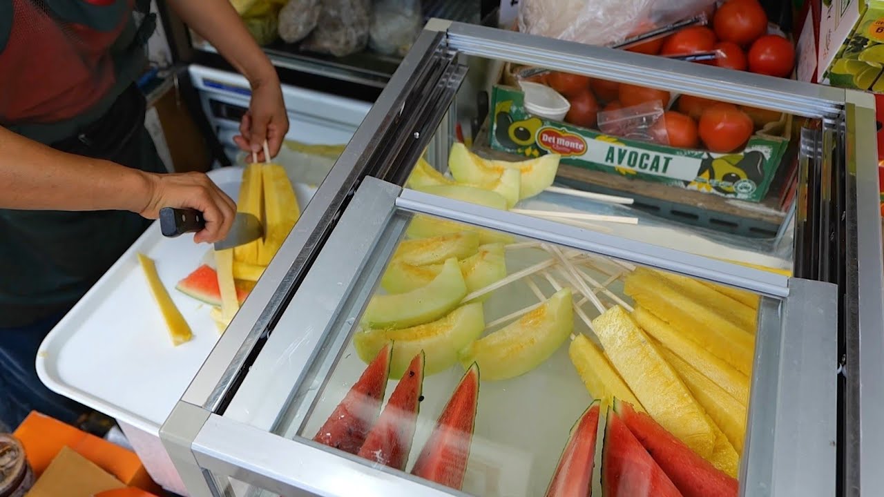 여름이 지나가기 전에 꼭 드세요! 남대문 과일자르기, 수박, 멜론, 파인애플, 참외 / Fruit cutting skills (watermelon, pineapple ...