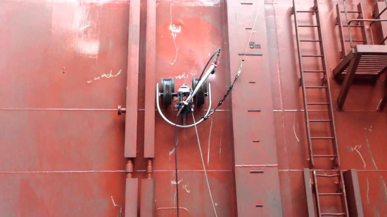 Combijet RJE1000 Robot - Washing Cargo Hold - YouTube