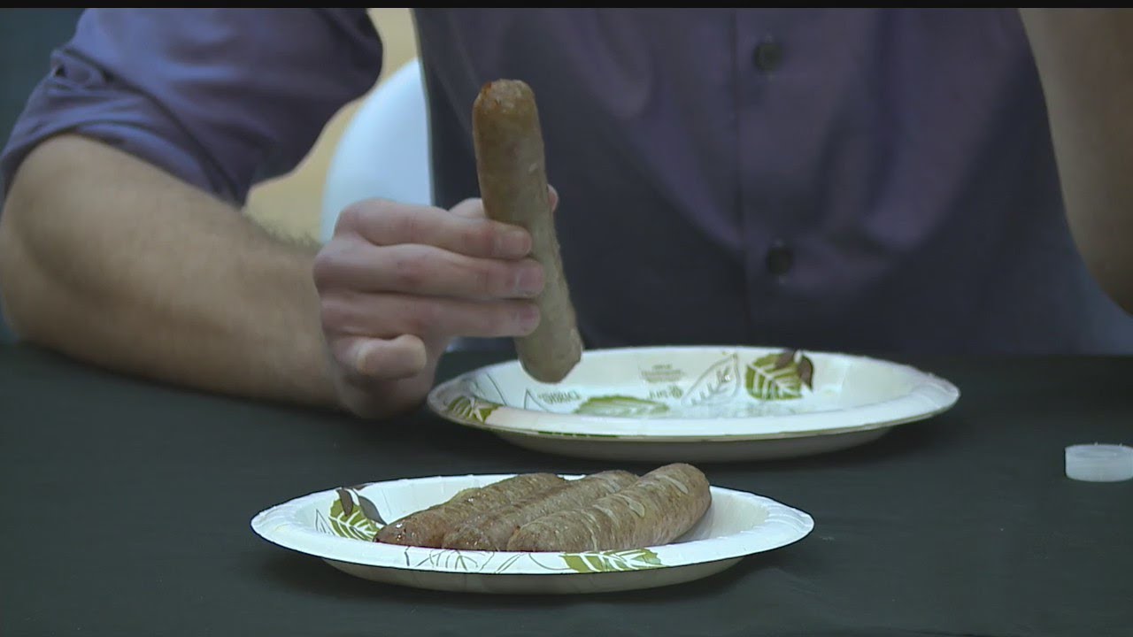 First of its kind sausage-eating contest held in Boardman - YouTube