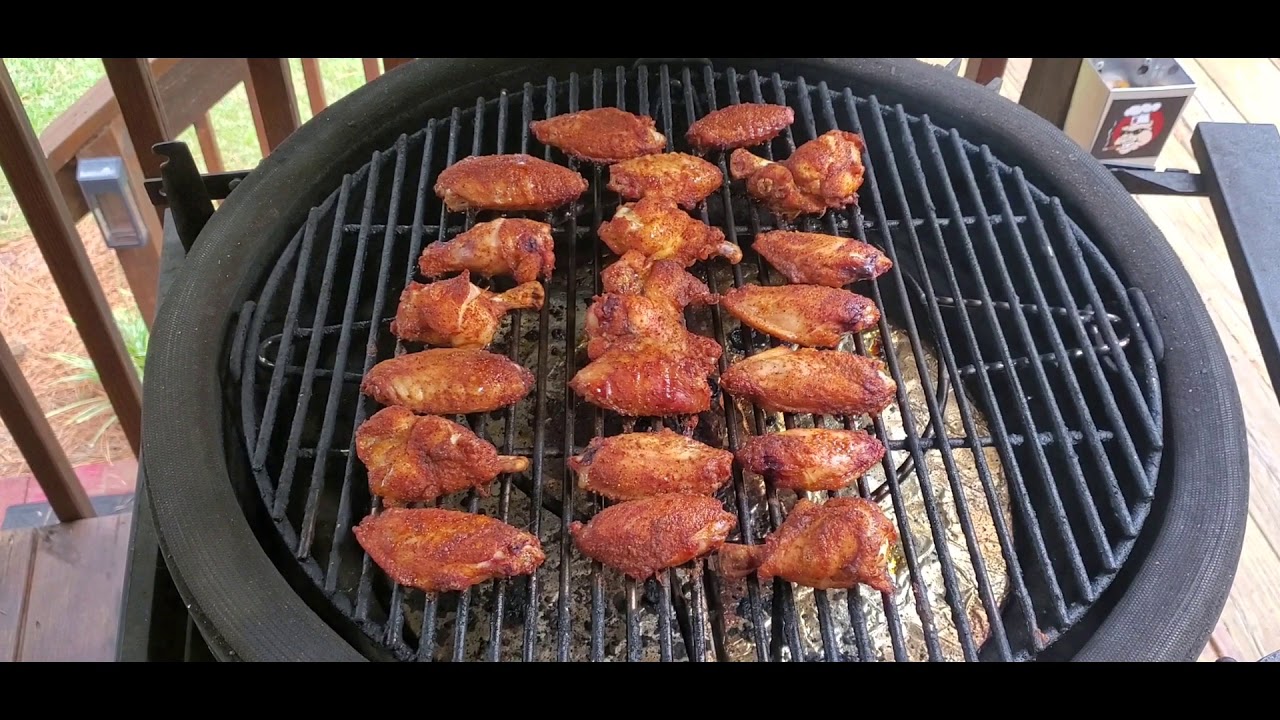 How To Smoked Chicken Wings on Kamado Joe - YouTube