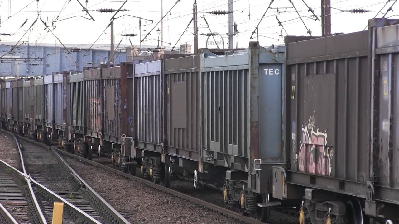 GBRf Class 66 708 northbound through Doncaster Station on the down fast ...