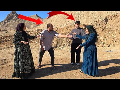 Hojjat alongside Ismail: Hojjat allies with Ismail to defeat Khan