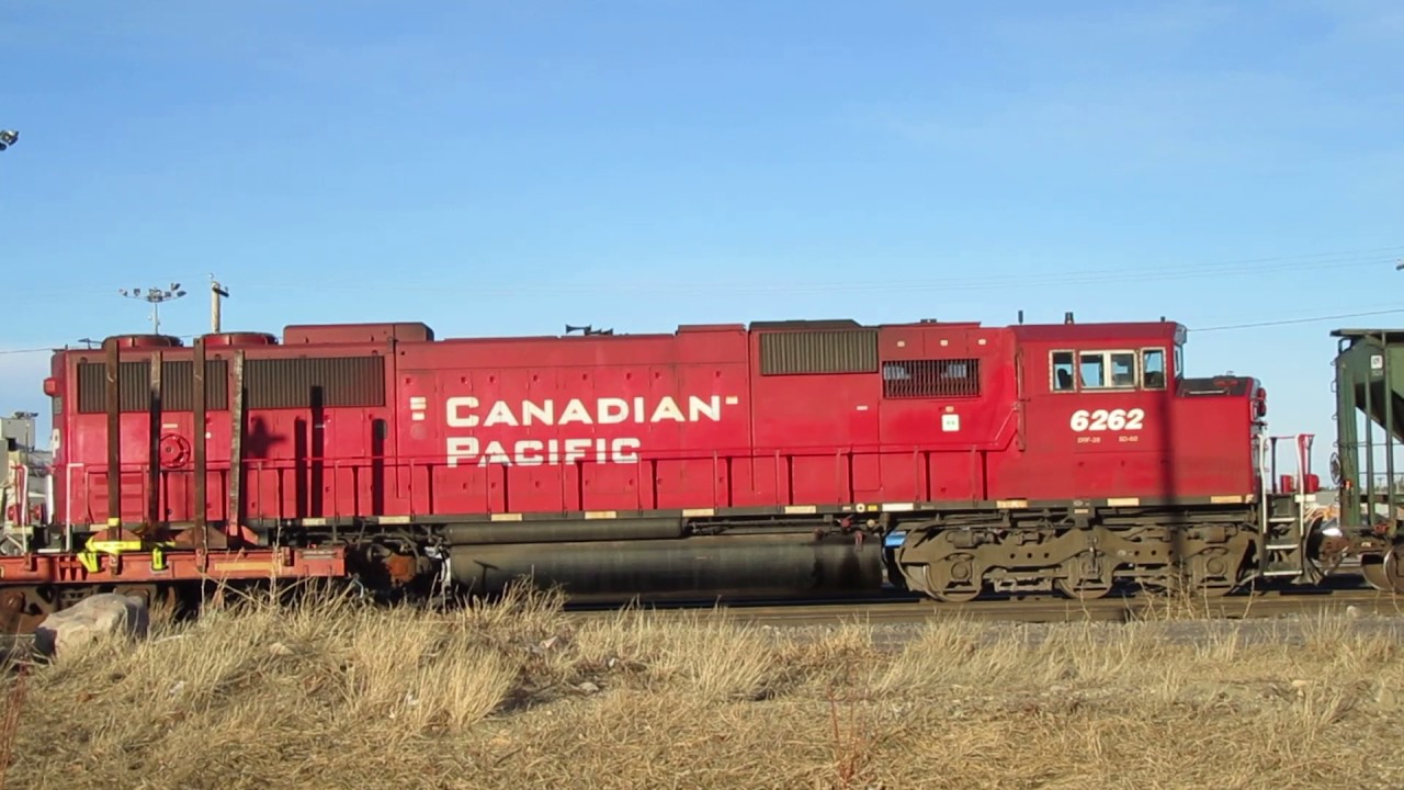 SD60M! CP 4444 & 6262 Shunt Cars At Alyth - YouTube