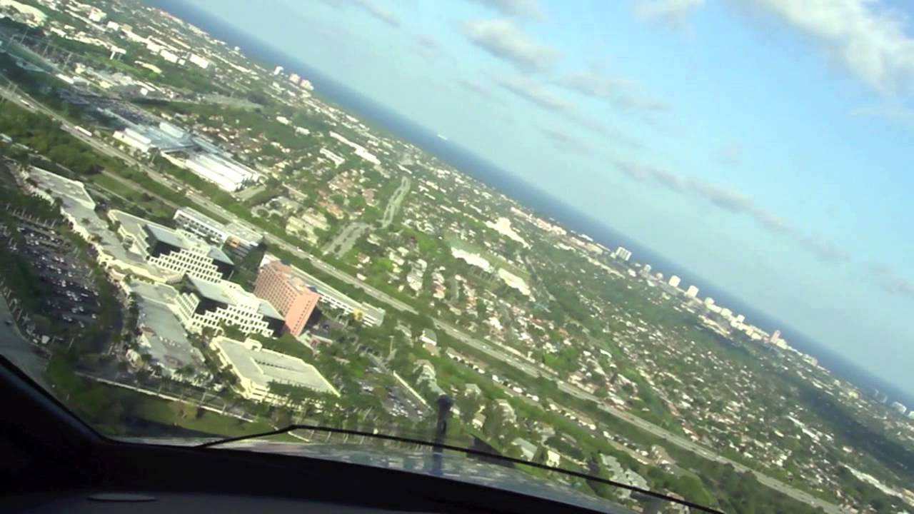 Embraer Legacy - Boca Raton Airport - Approach & Landing Runway 5 - YouTube