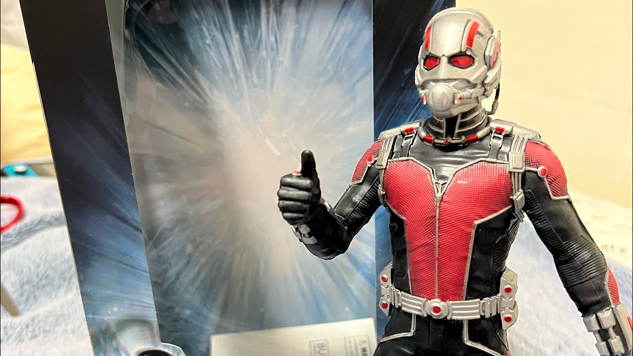 Unboxing Ant-man Diamond Select Gallery Figure - YouTube