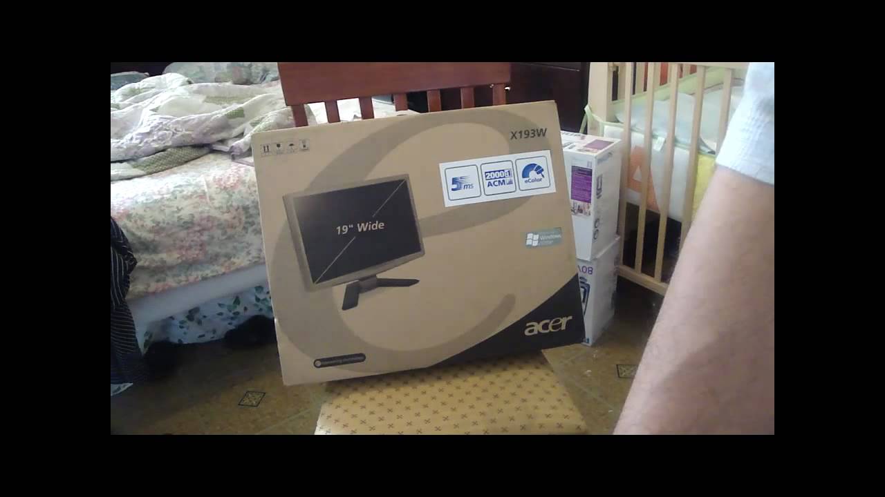 unboxing of the acer 19" monitor x193w - YouTube