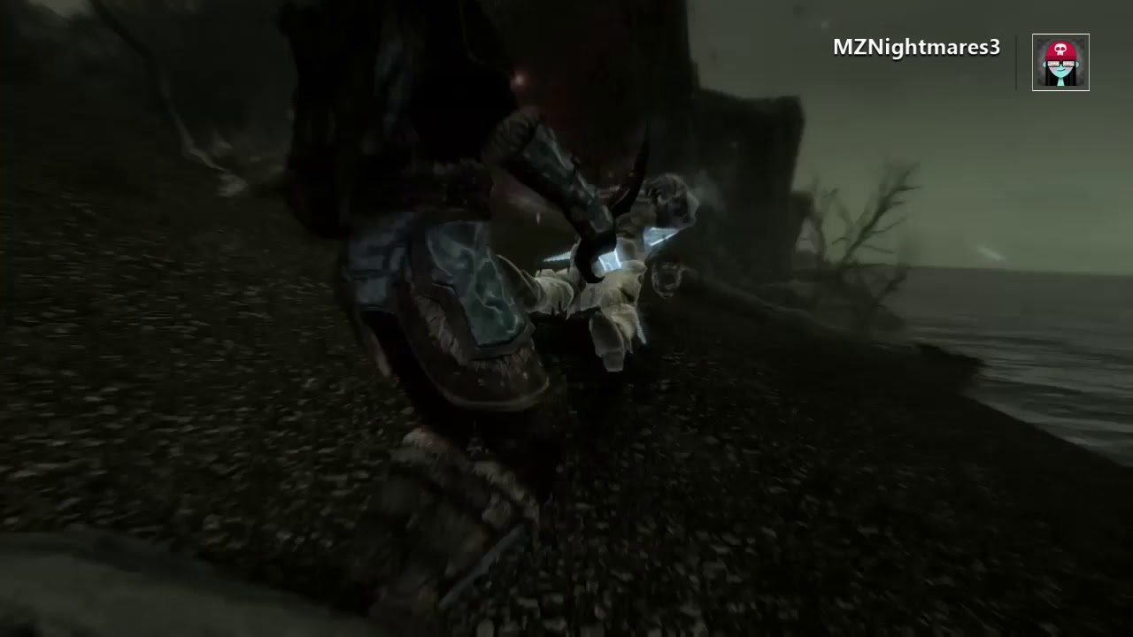 The Elder Scrolls V: Skyrim Decapitation - YouTube